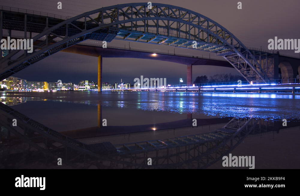 Trains on bridges Stock Videos & Footage - HD and 4K Video Clips - Alamy