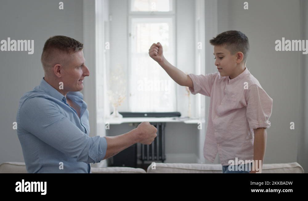 Dad and son clap Stock Videos & Footage - HD and 4K Video Clips - Alamy
