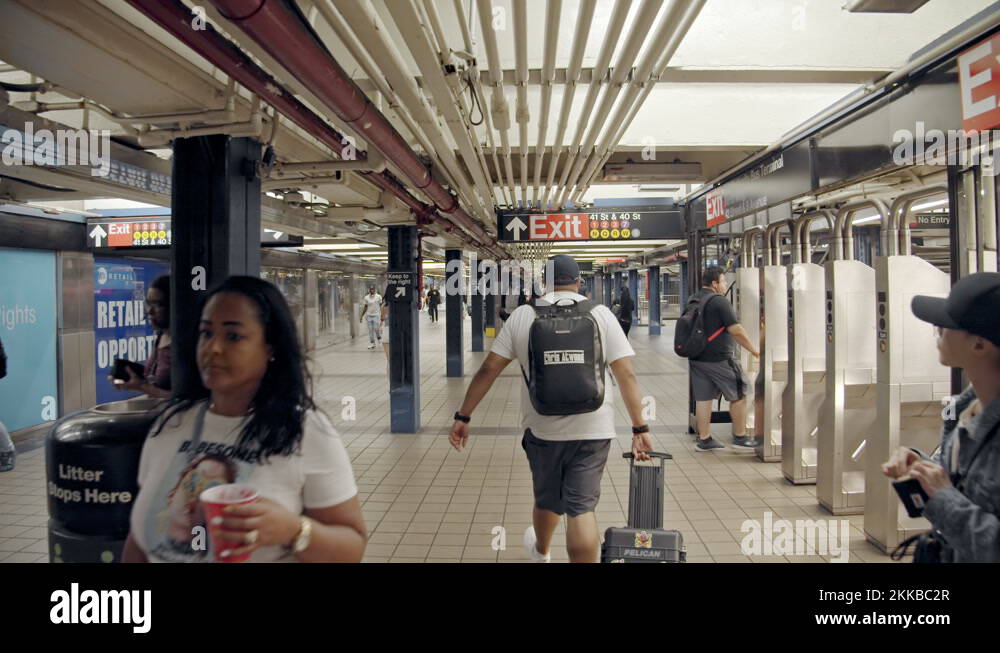 NYC Midtown Manhattan subway station hallway, Port Authority entry, pov walk Stock Video Footage ...