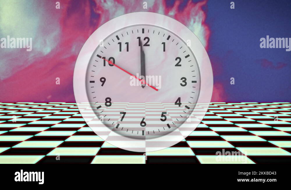 Analogue clock 12 Stock Videos & Footage - HD and 4K Video Clips - Alamy