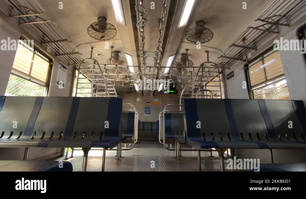 Empty train due to lockdown during Covid 19, Social distancing, Mumbai ...