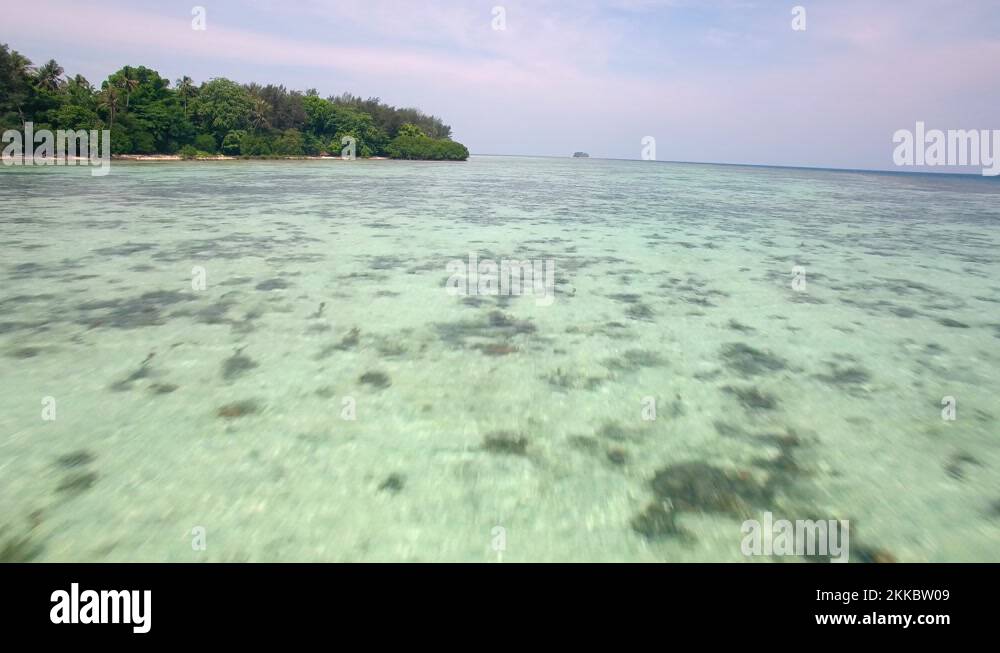 Dollyoutshot Stock Videos & Footage - HD and 4K Video Clips - Alamy Dollyoutshot Stock Videos & Footage - HD and 4K Video Clips - Alamy