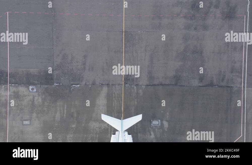 Wings on top of fuselage Stock Videos & Footage - HD and 4K Video Clips ...