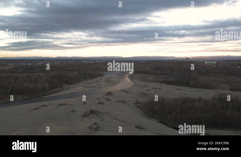 Empty river basin Stock Videos & Footage - HD and 4K Video Clips - Alamy