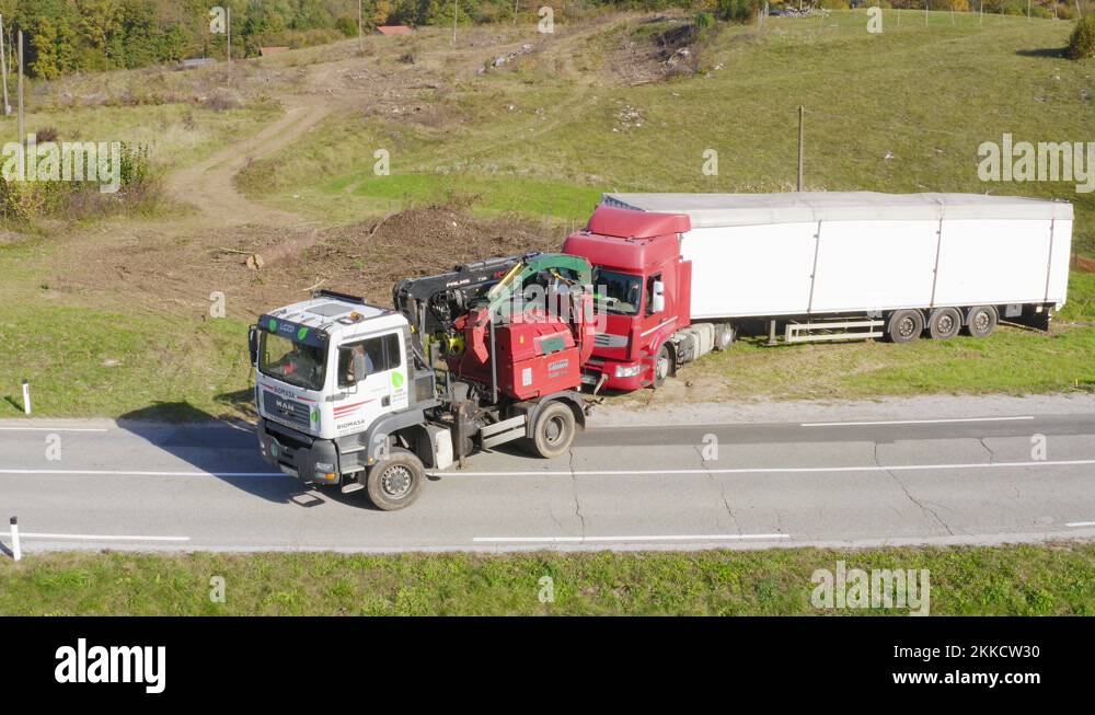 Lorry breakdown wheel Stock Videos & Footage - HD and 4K Video Clips ...