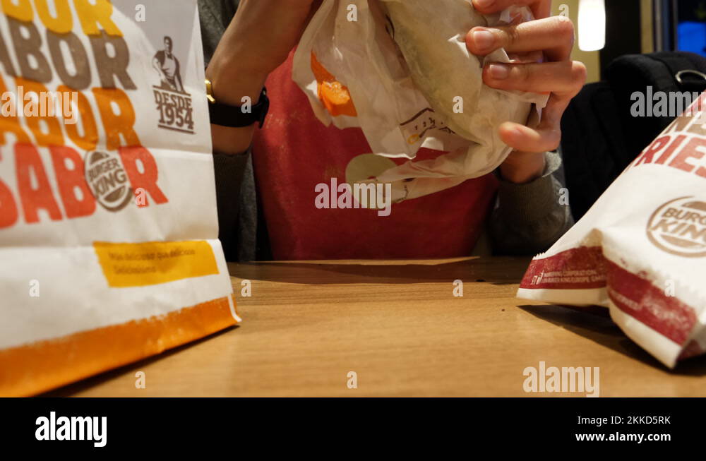 Family burger king Stock Videos & Footage - HD and 4K Video Clips - Alamy