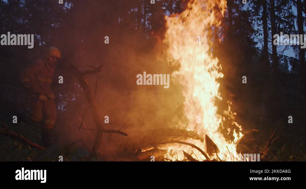 Fireextinguishing Stock Videos & Footage - HD and 4K Video Clips - Alamy
