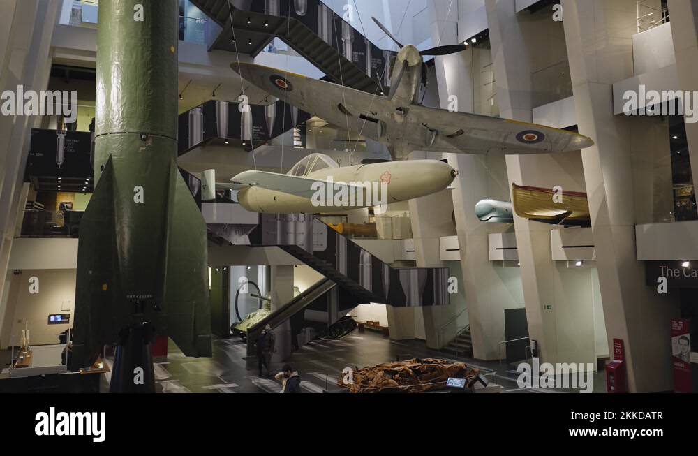 Museum atrium Stock Videos & Footage - HD and 4K Video Clips - Alamy