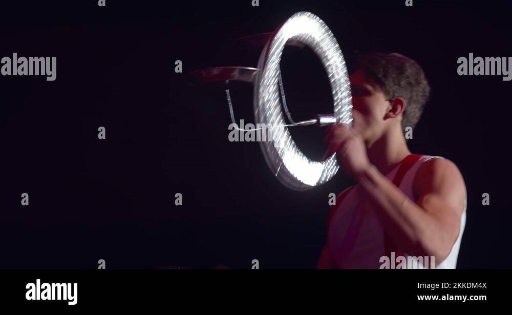 Balancing plates Stock Videos & Footage - HD and 4K Video Clips - Alamy