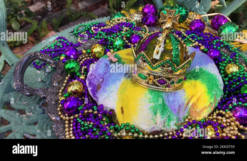 Mardi gras crown Stock Videos & Footage - HD and 4K Video Clips - Alamy