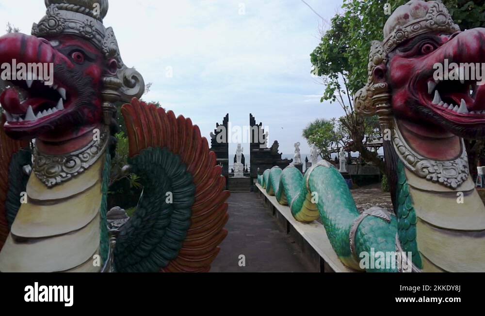 Dragon guarding temple Stock Videos & Footage - HD and 4K Video Clips ...