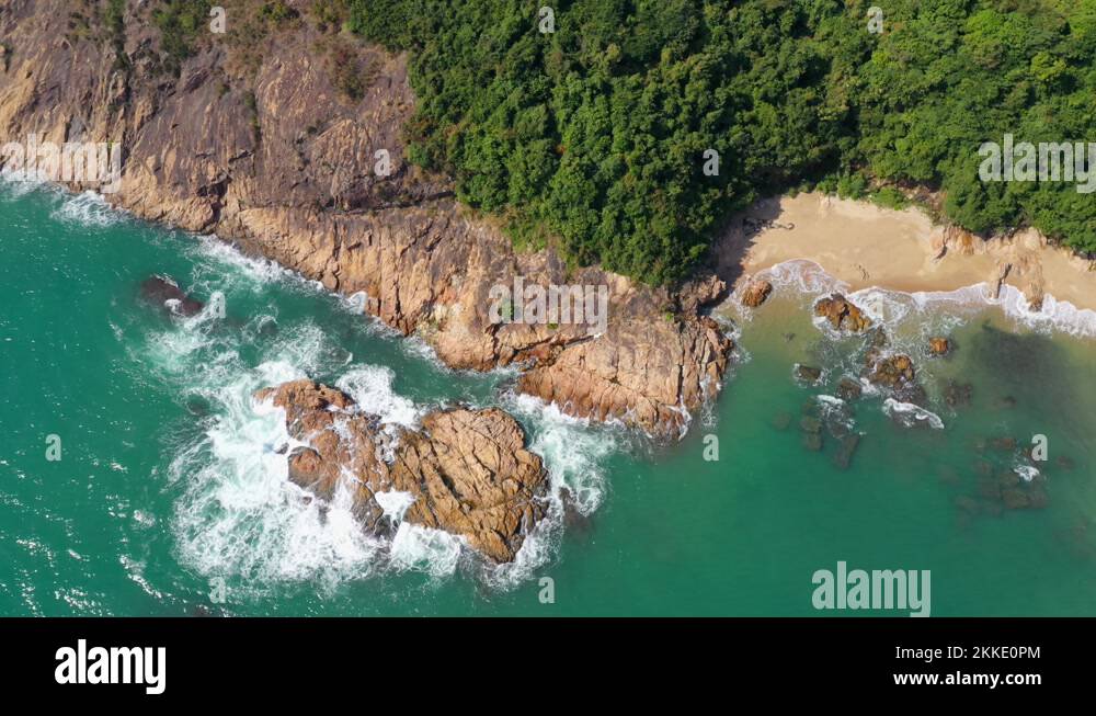 Fly over ocean Stock Videos & Footage - HD and 4K Video Clips - Alamy