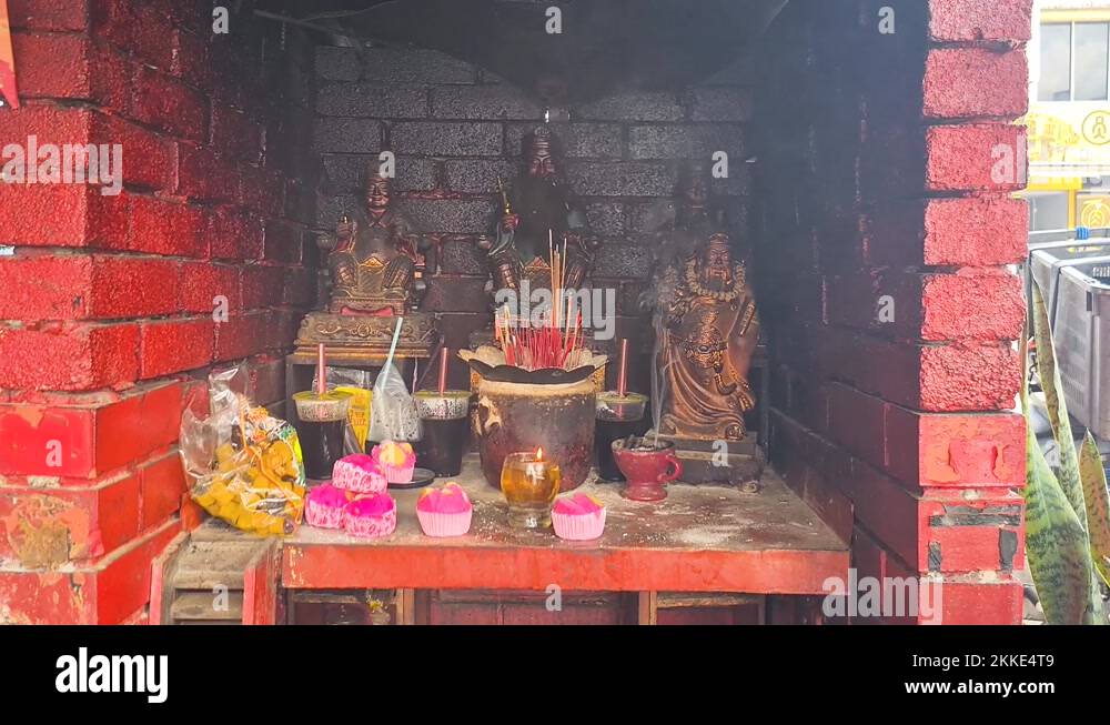 Altar statues Stock Videos & Footage - HD and 4K Video Clips - Alamy