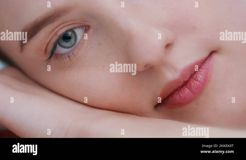Eye on detail Stock Videos & Footage - HD and 4K Video Clips - Alamy