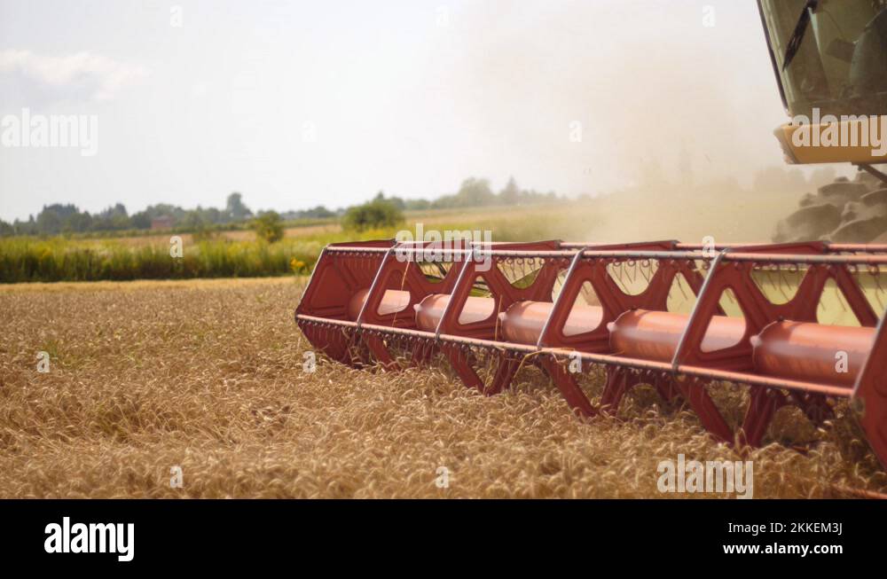 Combine harvester straw walker Stock Videos & Footage - HD and 4K Video ...