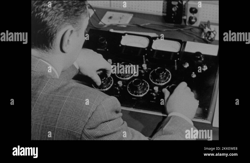 Tv illustration 1950s Stock Videos & Footage - HD and 4K Video Clips ...