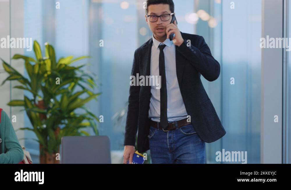 Calling boss Stock Videos & Footage - HD and 4K Video Clips - Alamy