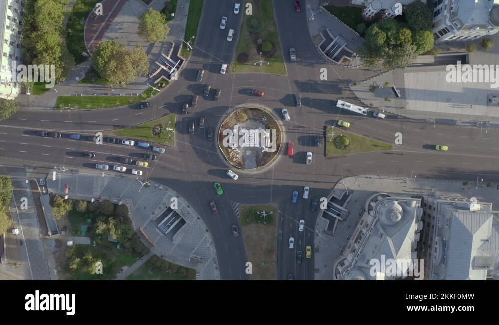 On busy roundabout Stock Videos & Footage - HD and 4K Video Clips - Alamy
