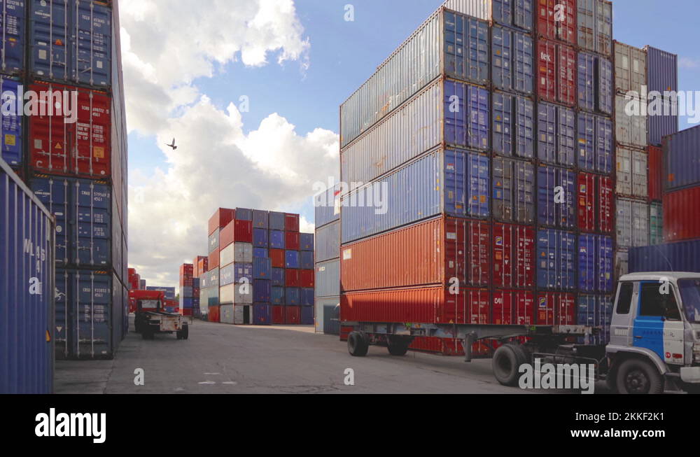 Shipping container lorry truck Stock Videos & Footage - HD and 4K Video ...