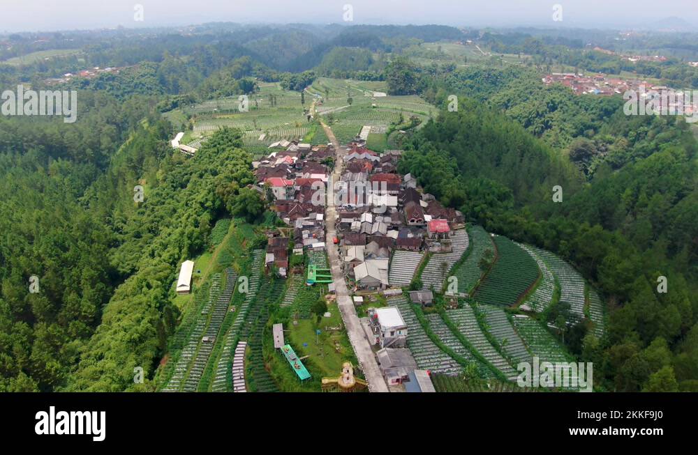 Traditional farming village amid rice terraces fields Kragilan ...