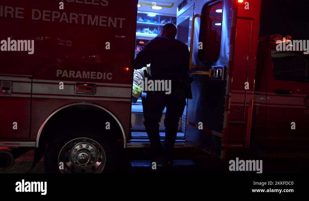 Paramedic ambulance Stock Videos & Footage - HD and 4K Video Clips - Alamy