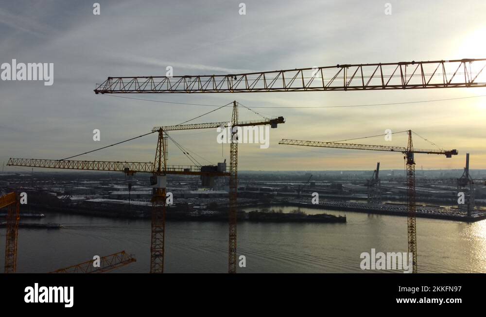 Rising cranes Stock Videos & Footage - HD and 4K Video Clips - Alamy