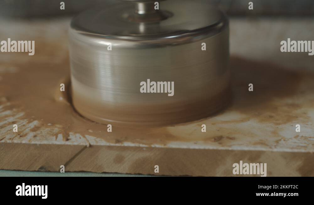 Ceramic core Stock Videos & Footage - HD and 4K Video Clips - Alamy