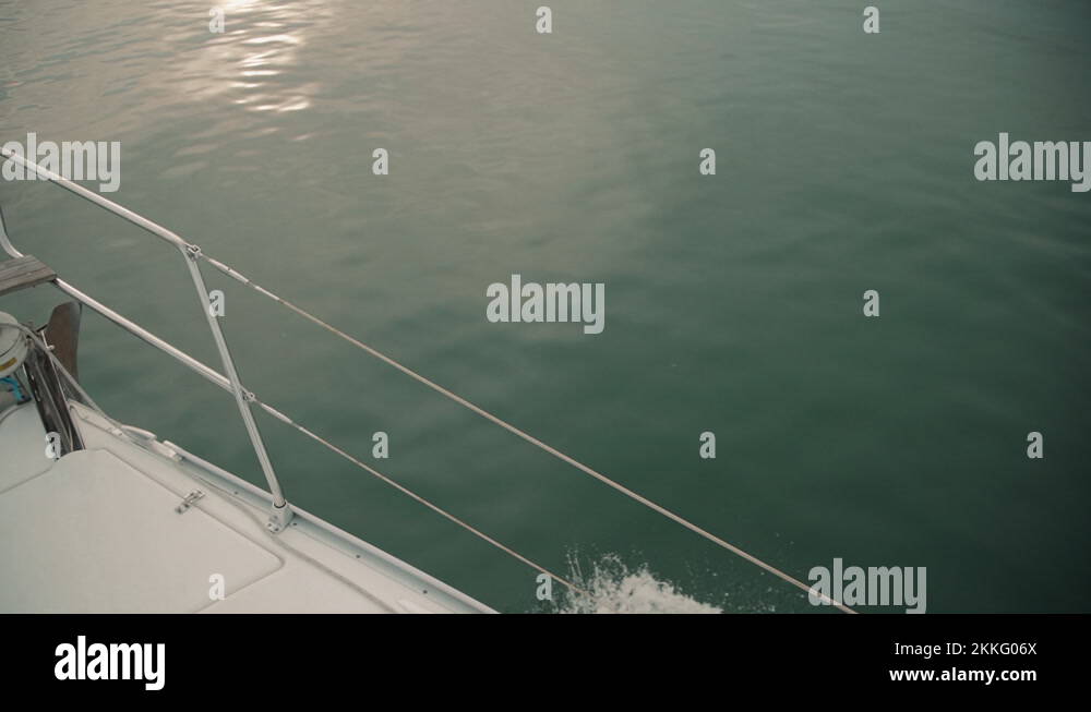 Luxury splash Stock Videos & Footage - HD and 4K Video Clips - Alamy