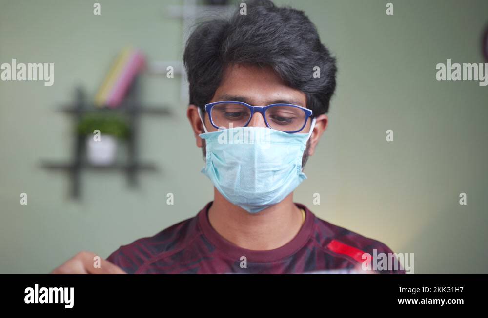 Double covid mask Stock Videos & Footage - HD and 4K Video Clips - Alamy