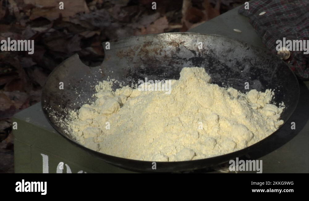 Civil War Union Soldiers, Re-enactors, Camp - corn meal ration cooking ...