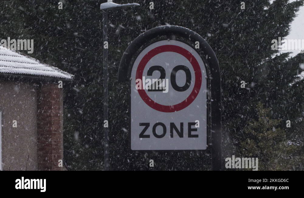 Speed limit warning sign Stock Videos & Footage - HD and 4K Video Clips ...