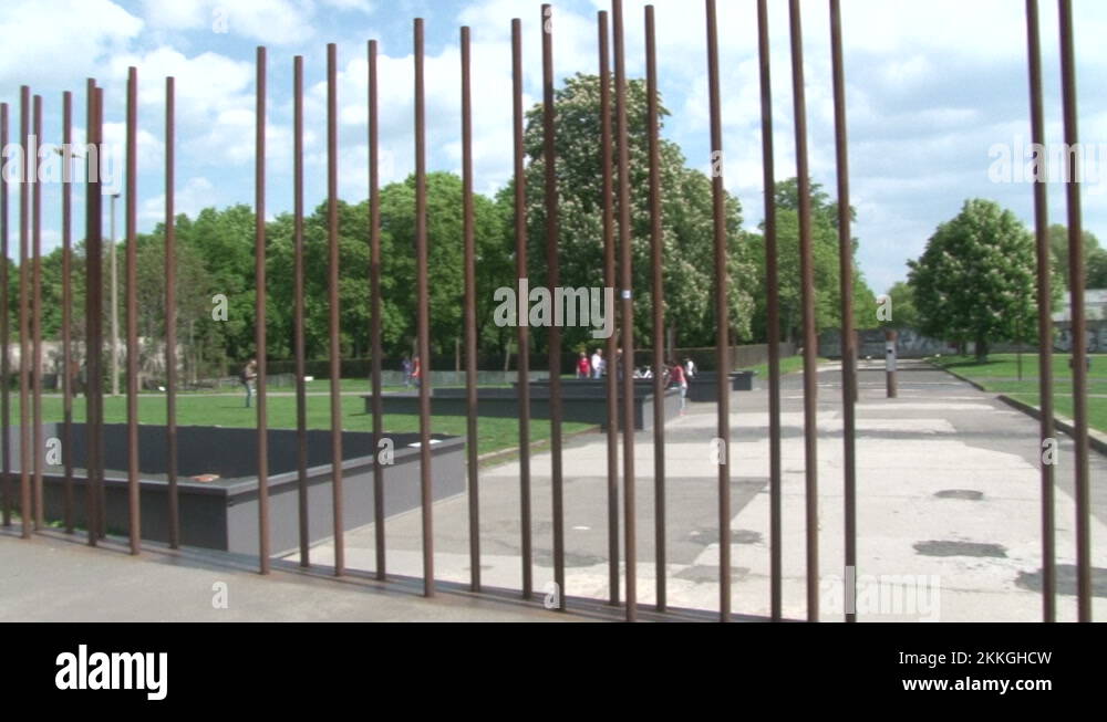 Graffiti war memorial Stock Videos & Footage - HD and 4K Video Clips ...