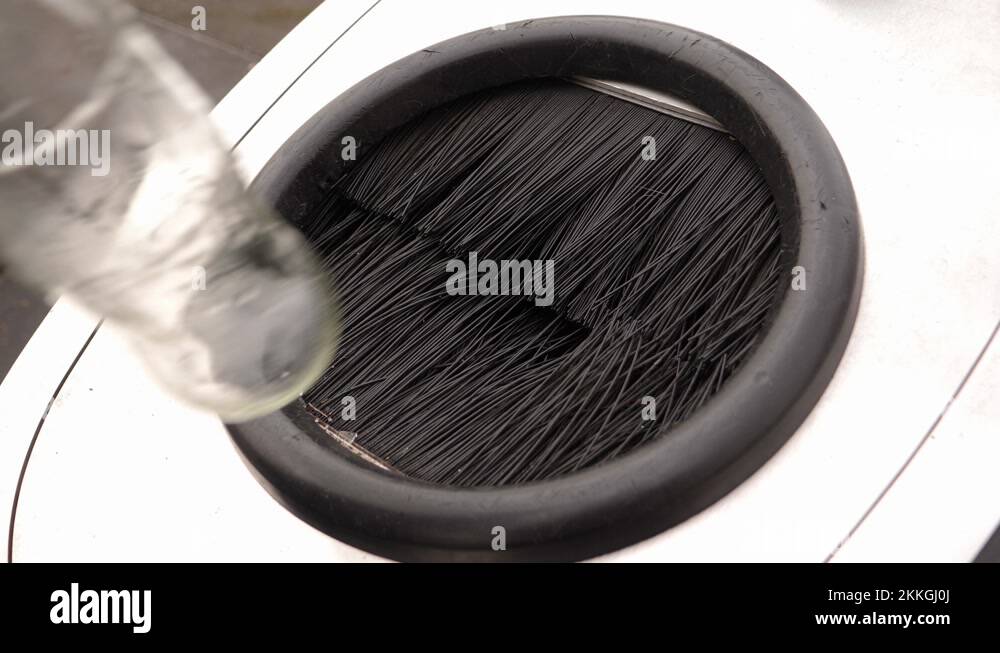 Waste bin set Stock Videos & Footage - HD and 4K Video Clips - Alamy