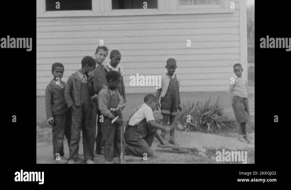 1930s school kids Stock Videos & Footage - HD and 4K Video Clips - Alamy