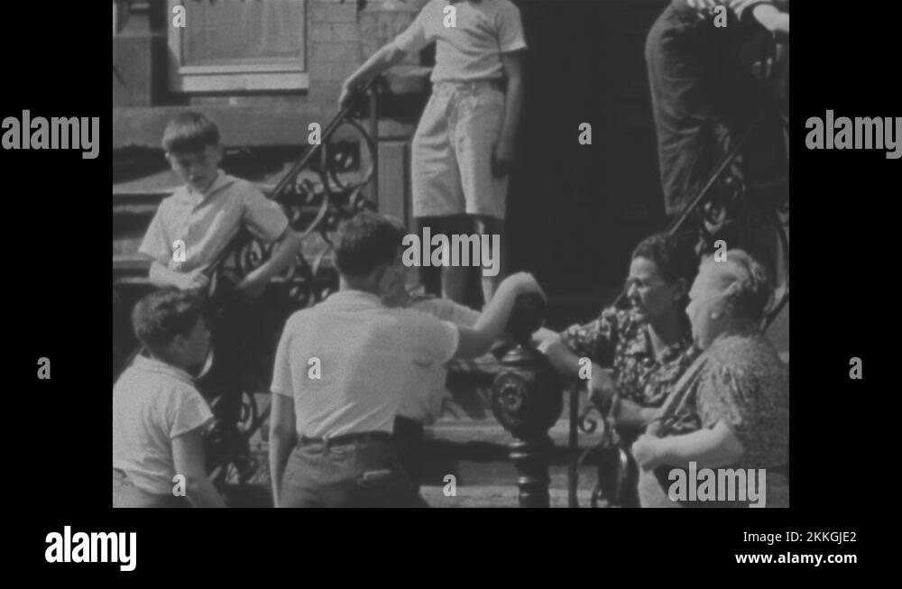 Homeless 1930s Stock Videos & Footage - HD and 4K Video Clips - Alamy