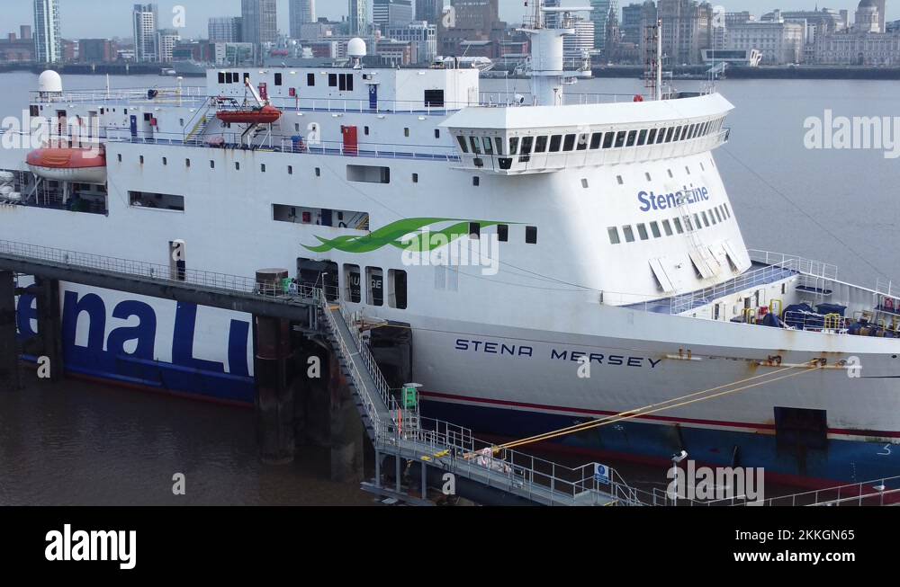 Stena Line freight ship vessel loading cargo shipment from Wirral ...