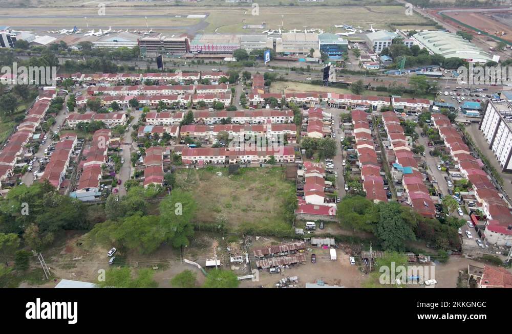 Real estates in Nairobi kenya located along the roads, slums of kibera ...