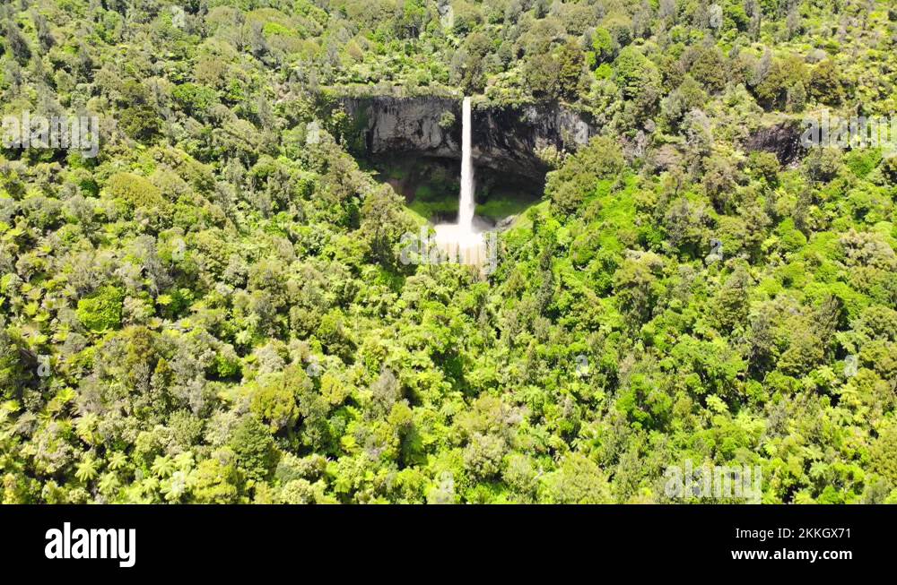 Birds eye view of the most iconic waterfall in New Zealand. Bridal Veil ...