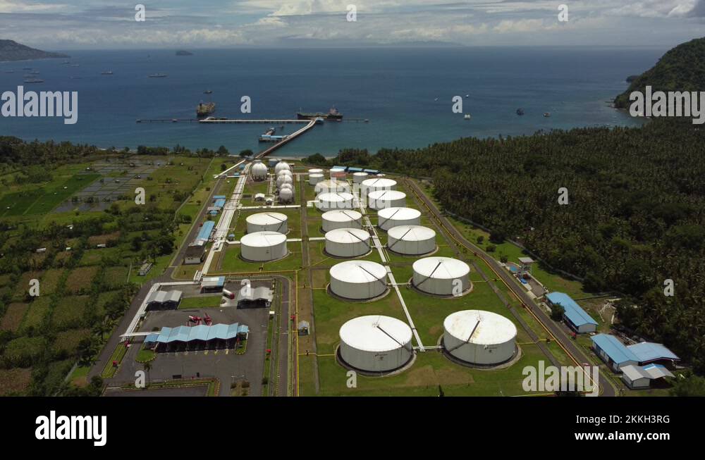 Refinery terminal Stock Videos & Footage - HD and 4K Video Clips - Alamy