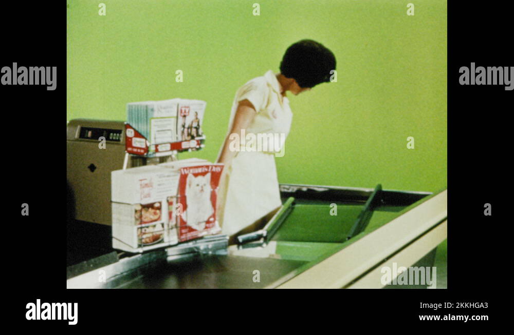 1960s: cashier closing her checkout aisle Stock Video Footage - Alamy