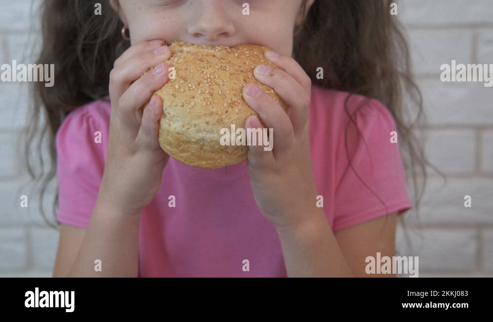 Bun with seeds Stock Videos & Footage - HD and 4K Video Clips - Alamy