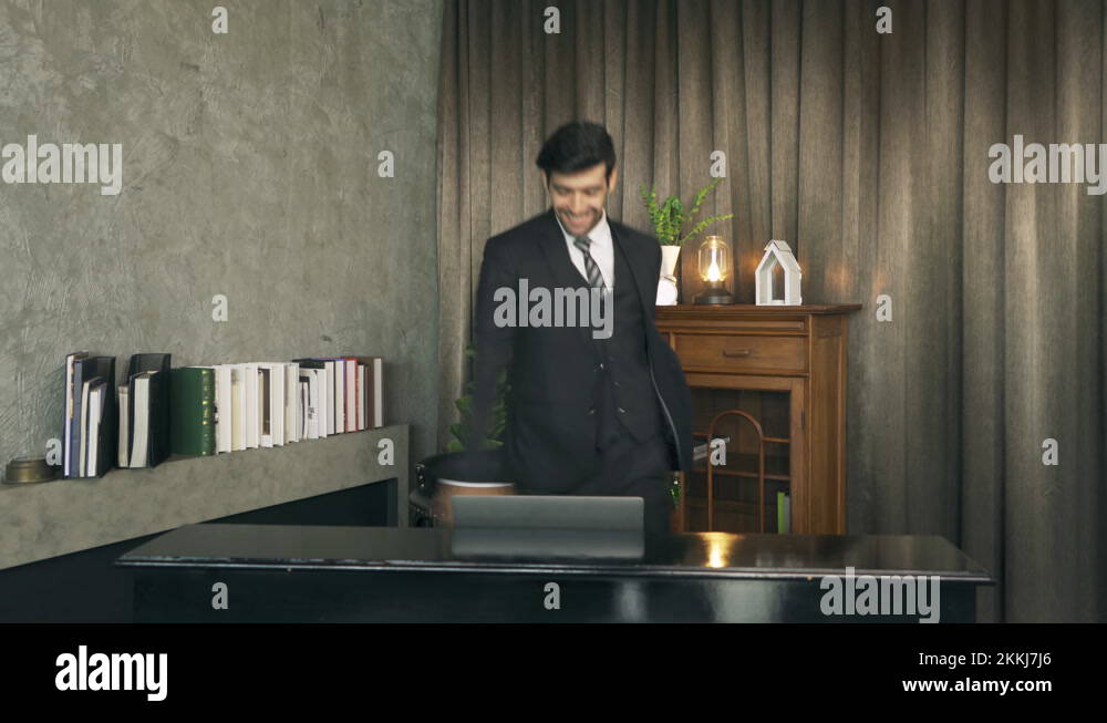 Ceo person Stock Videos & Footage - HD and 4K Video Clips - Alamy