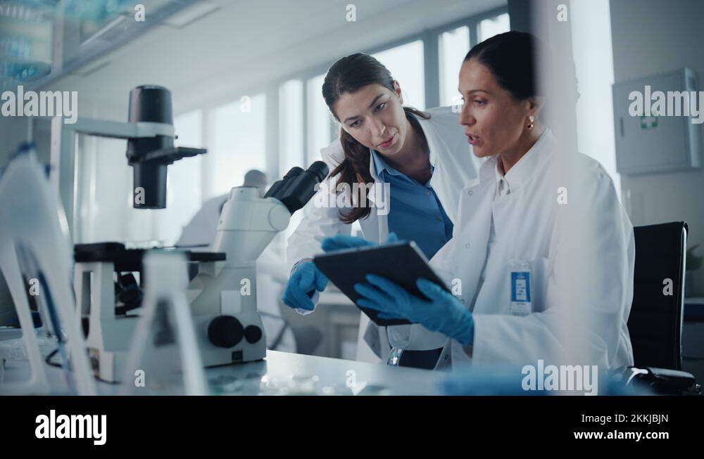 Scientists female lab Stock Videos & Footage - HD and 4K Video Clips ...