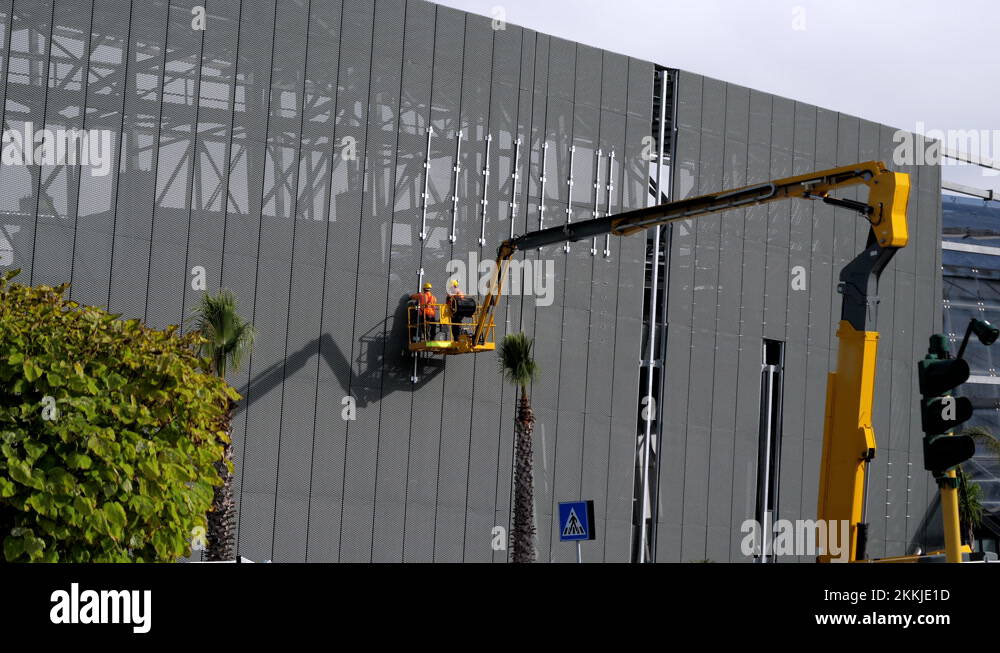 Telescopic lift platforms Stock Videos & Footage - HD and 4K Video ...