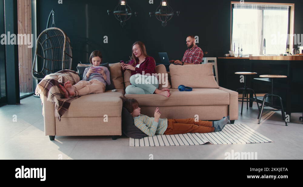 E learning kids parents Stock Videos & Footage - HD and 4K Video Clips ...