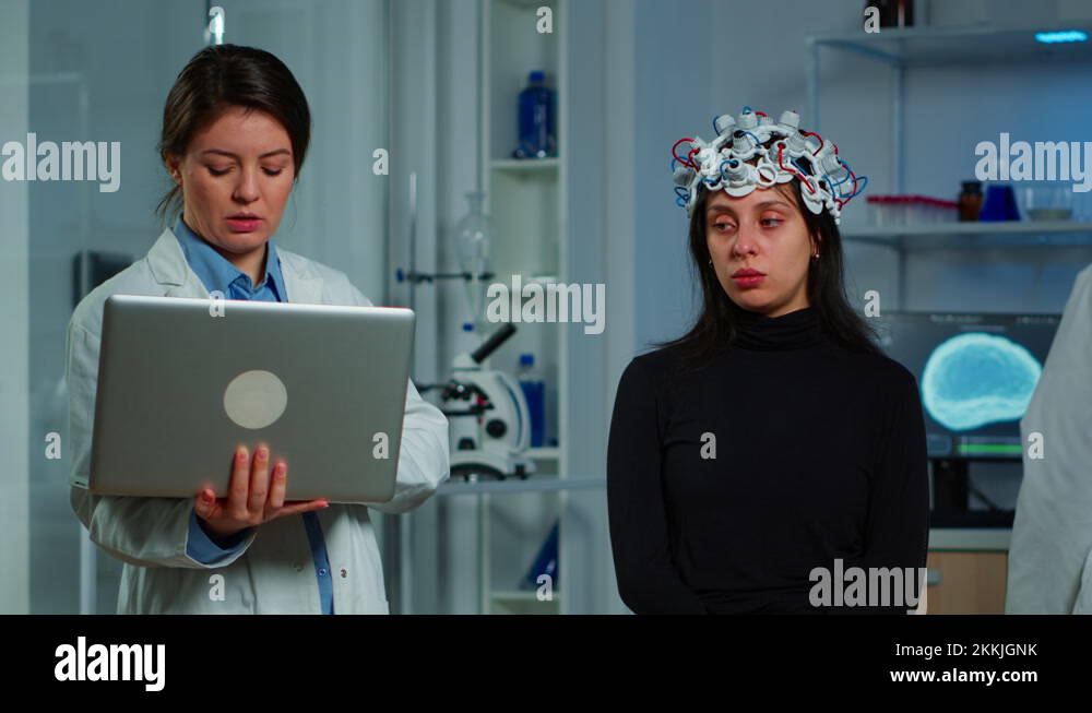 Brain experiment Stock Videos & Footage - HD and 4K Video Clips - Alamy