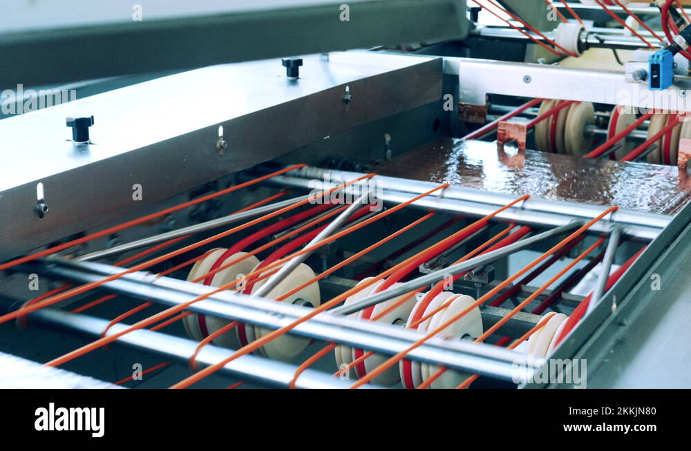 Covered conveyor Stock Videos & Footage - HD and 4K Video Clips - Alamy