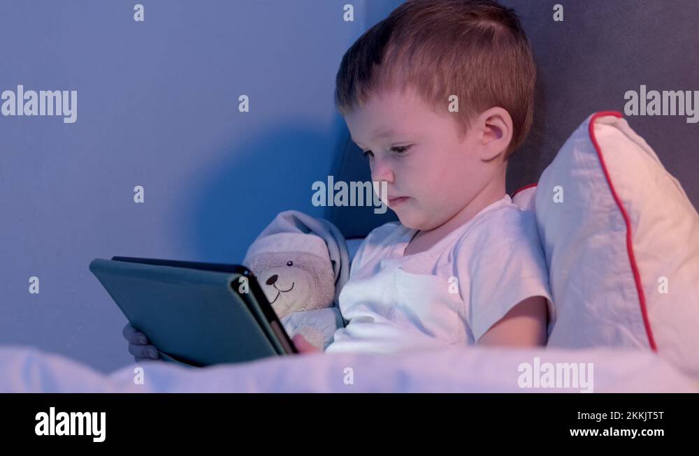 Illuminated learning Stock Videos & Footage - HD and 4K Video Clips - Alamy