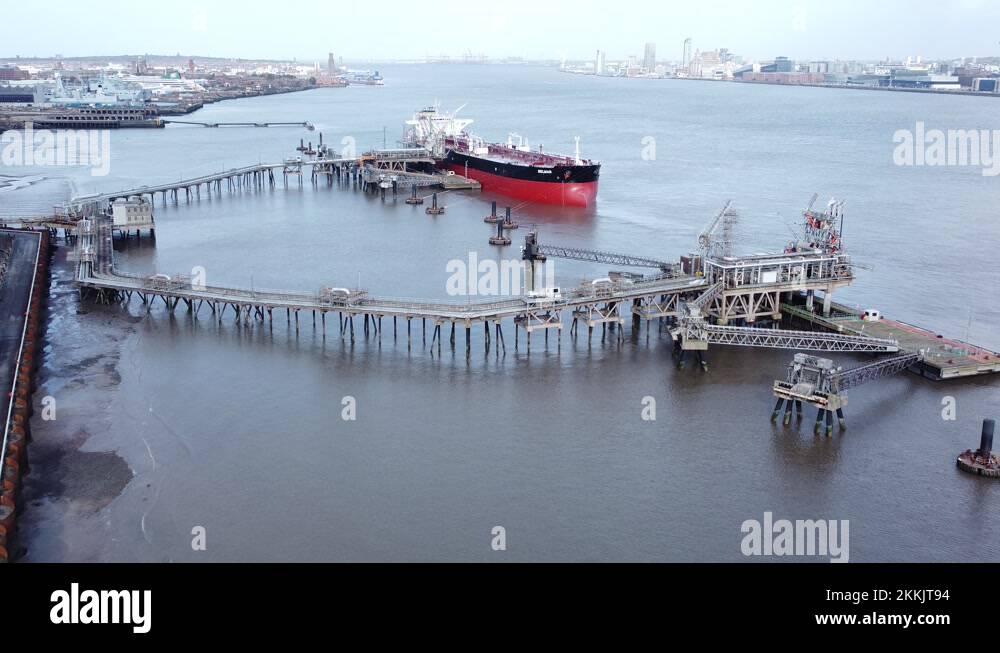 Oil fuel oil loading terminal Stock Videos & Footage - HD and 4K Video ...