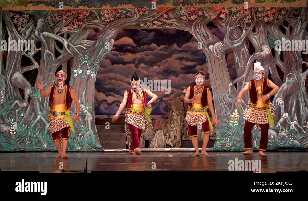 Punakawan dance, comic scene from Javaneese Wayang Orang performance ...